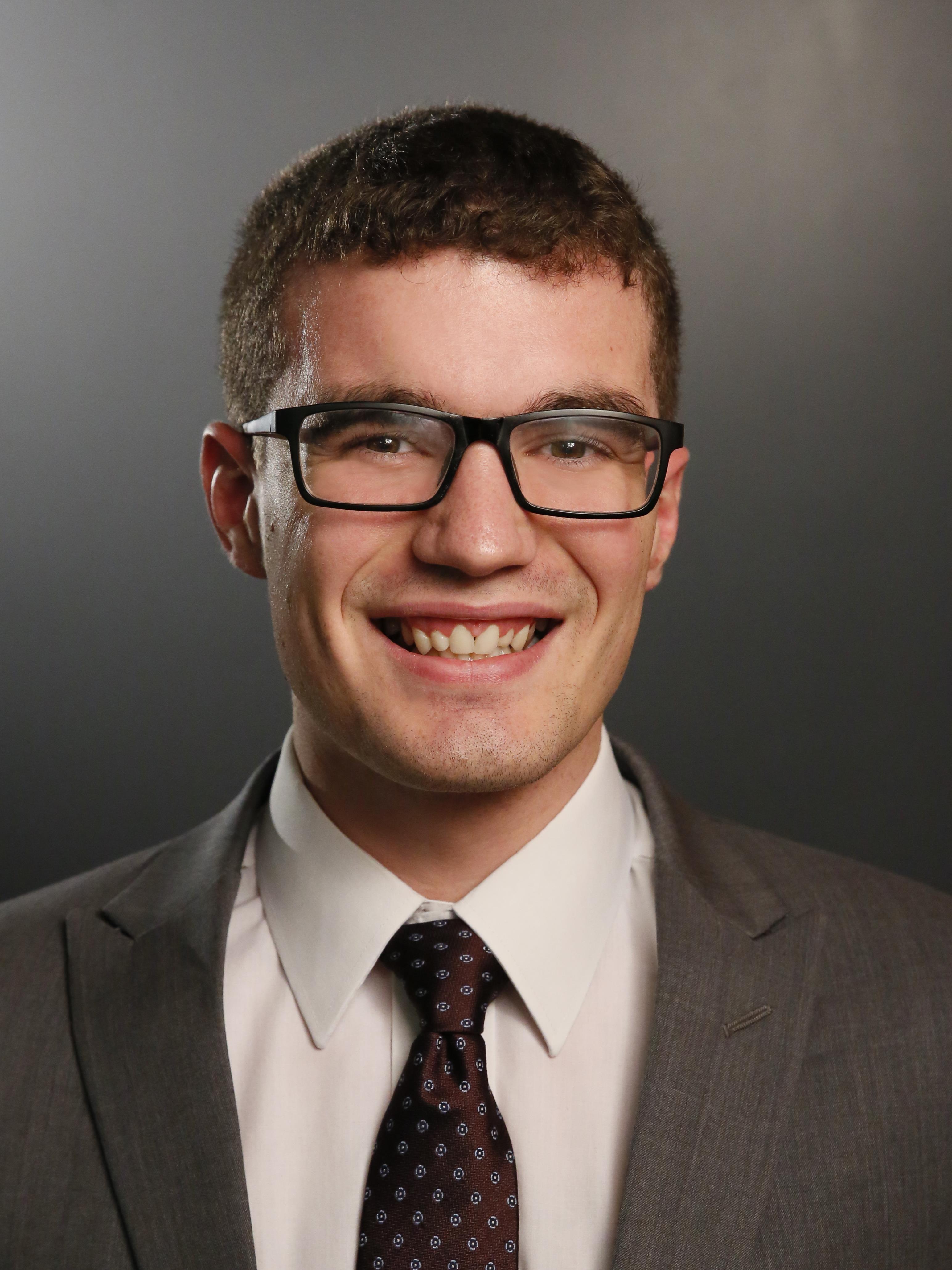 Professional headshot-Nick Walter - Jones, Skelton & Hochuli, P.L.C.